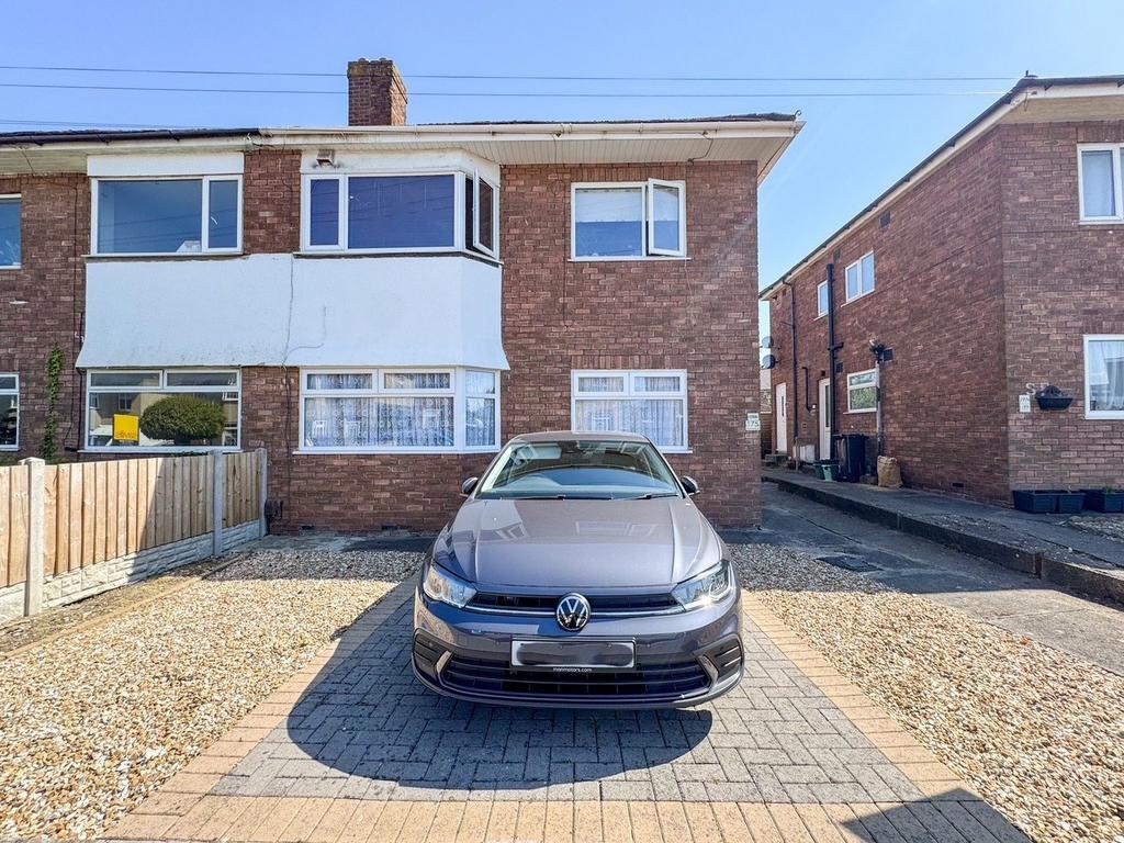 Rodway Road, Patchway, Bristol... 2 bed apartment for sale - £215,000