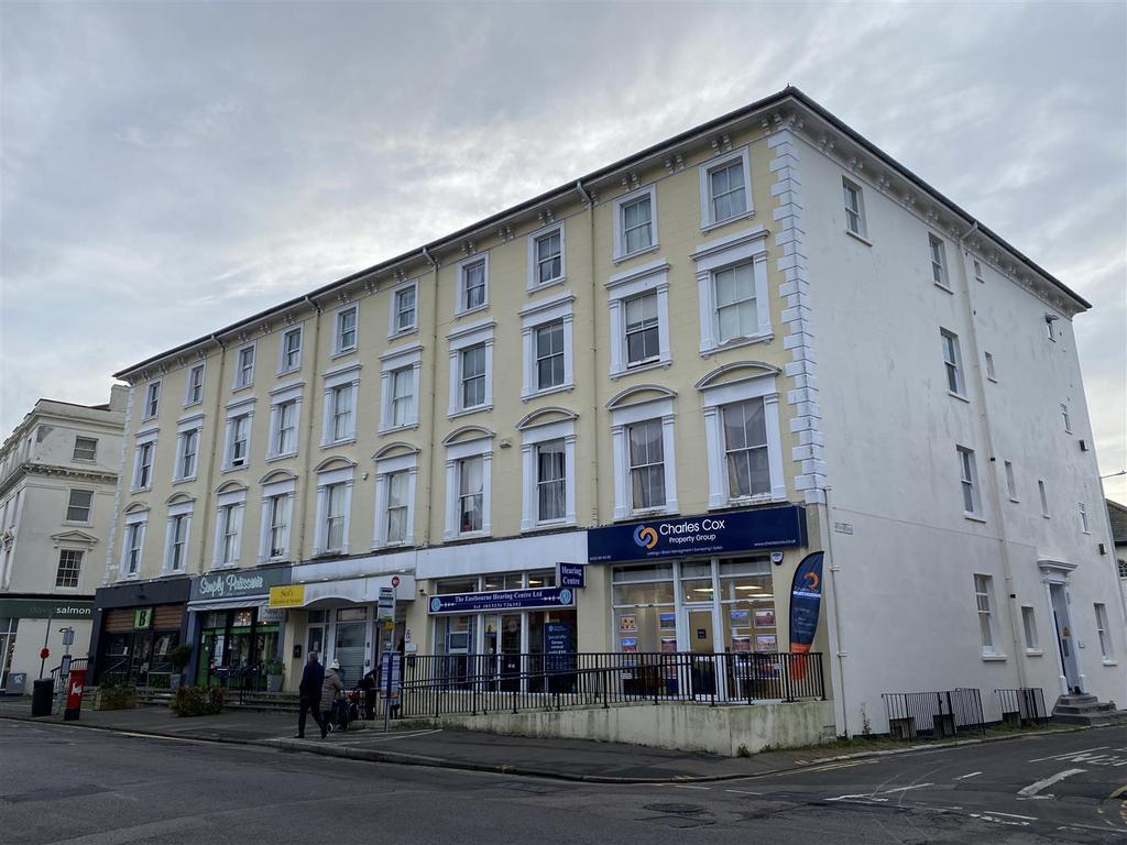 South Street, Eastbourne BN21 1 bed apartment to rent - £850 pcm (£196 pw)