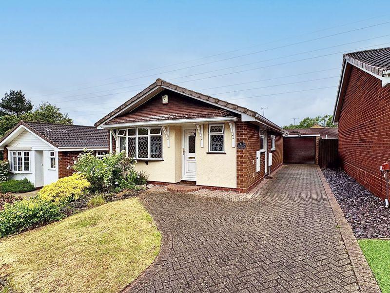 Alderdale Avenue, OFF NORTHWAY... 2 bed bungalow for sale - £275,000