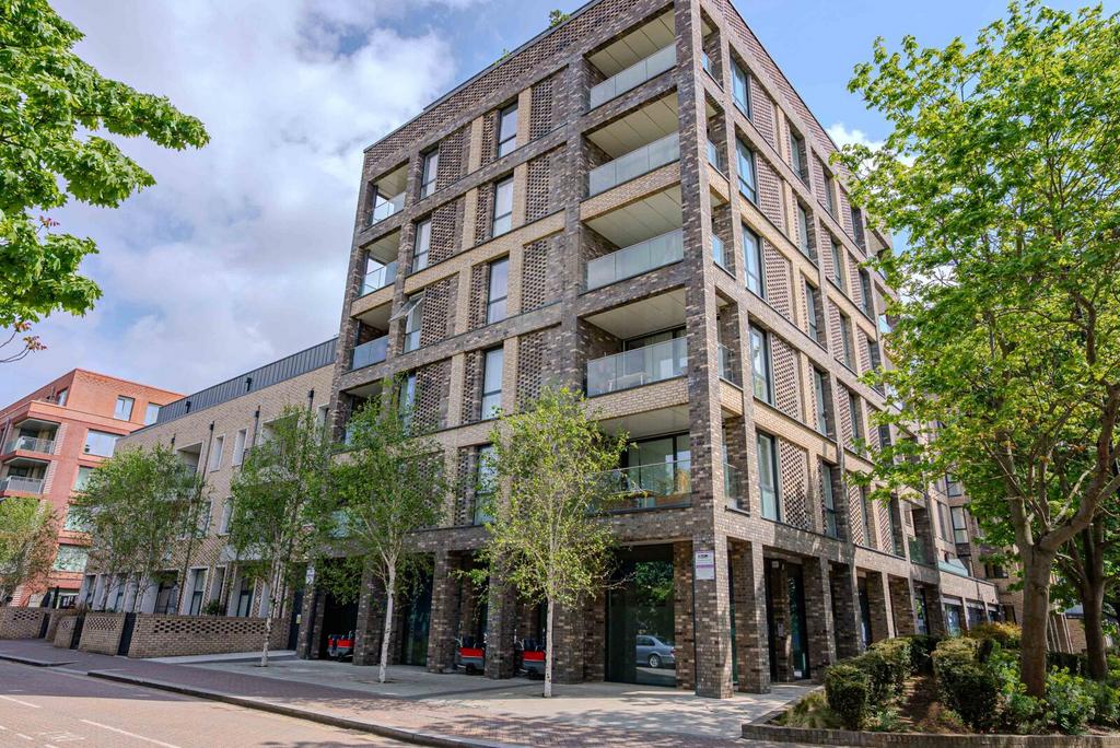 Quebec Way, Rotherhithe, SE16 2 bed apartment for sale - £815,000