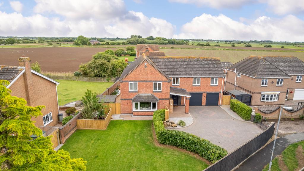 High Street, Ingoldmells PE25 5 bed detached house for sale - £485,000