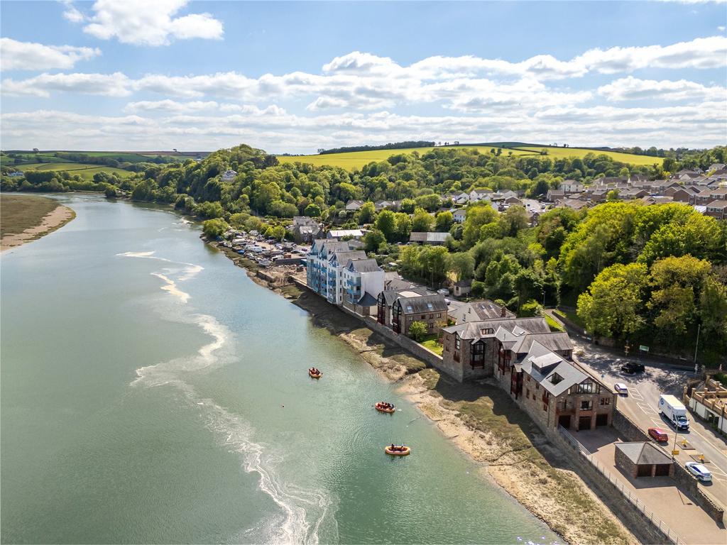 New Road, Bideford, Devon 3 bed apartment for sale - £335,000