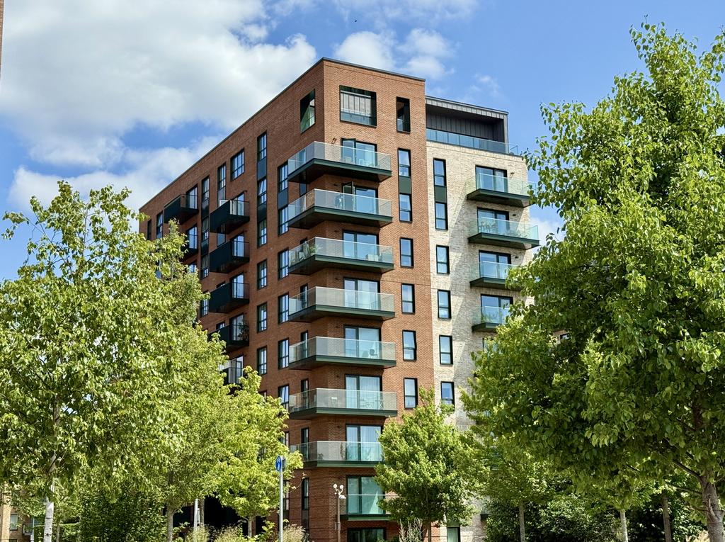 Sibley House, 1 Cedrus Avenue... 3 bed penthouse for sale - £725,000