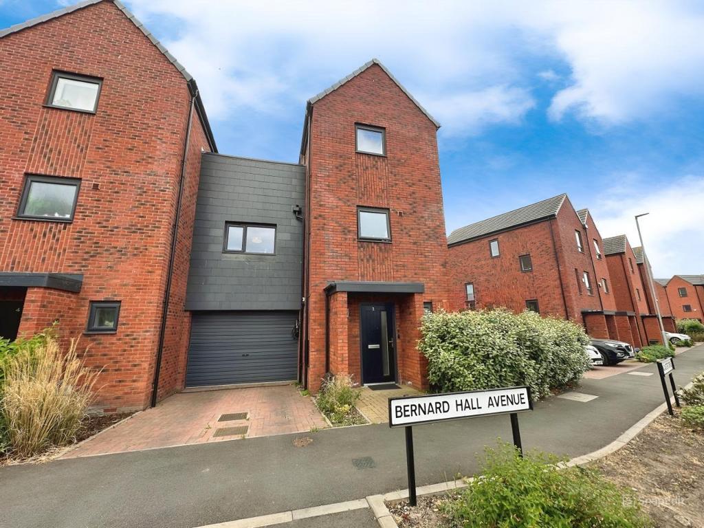 Bernard Hall Avenue, Wolverhampton WV11 3 bed end of terrace house for ...