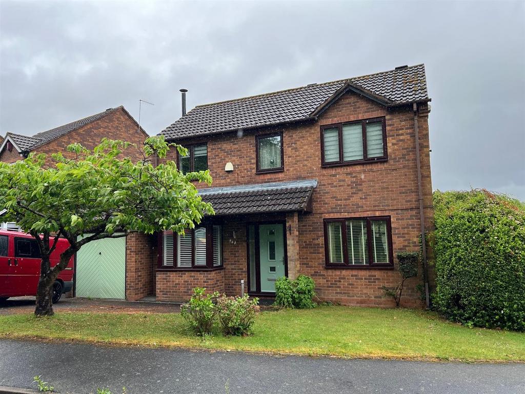 Lorrainer Avenue, Brierley Hill, DY5 3FH 3 bed detached house for sale ...