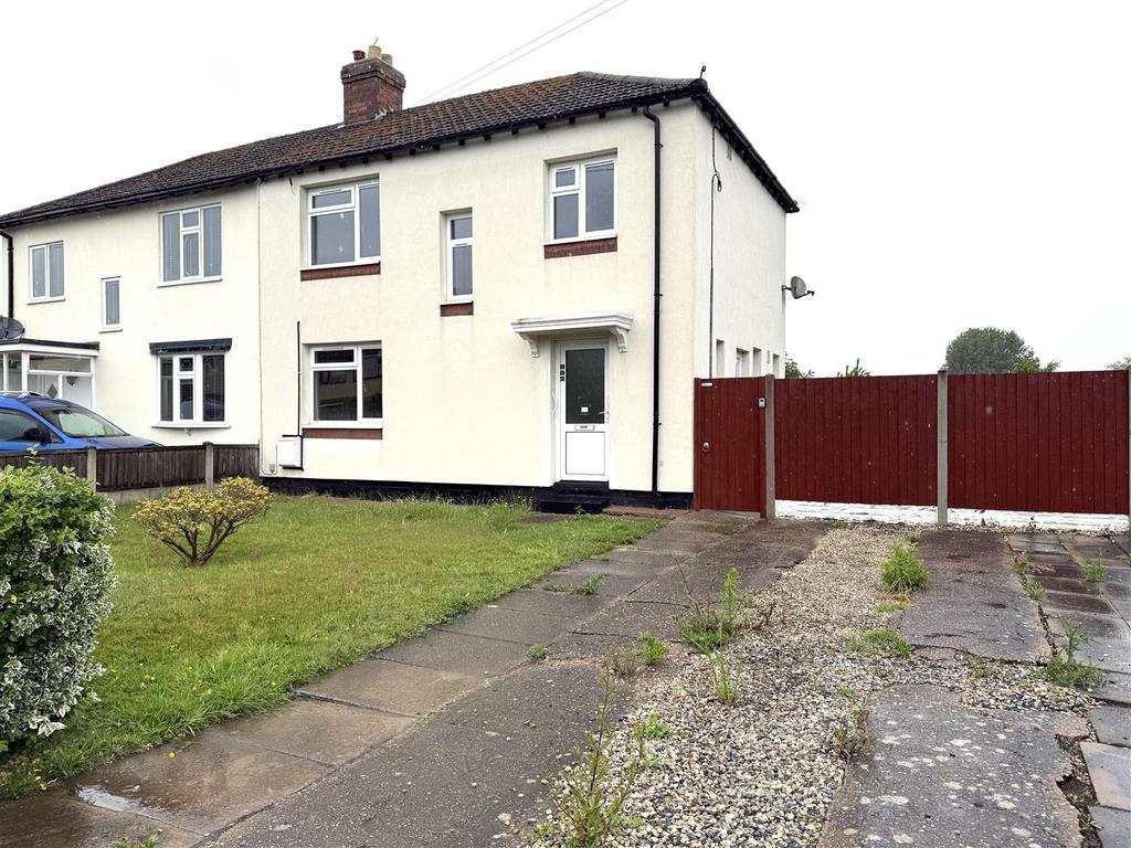 Uttoxeter Road, Hill Ridware, Rugeley 3 bed semi-detached house - £200,000
