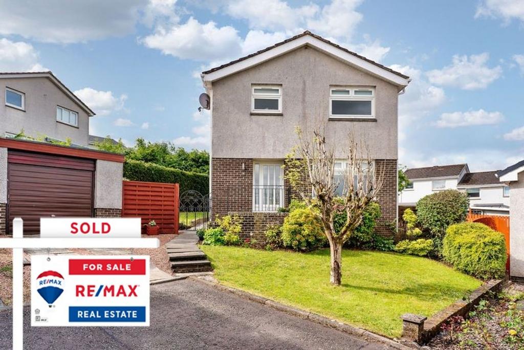The Glebe, West Calder EH55 3 bed detached house - £255,000