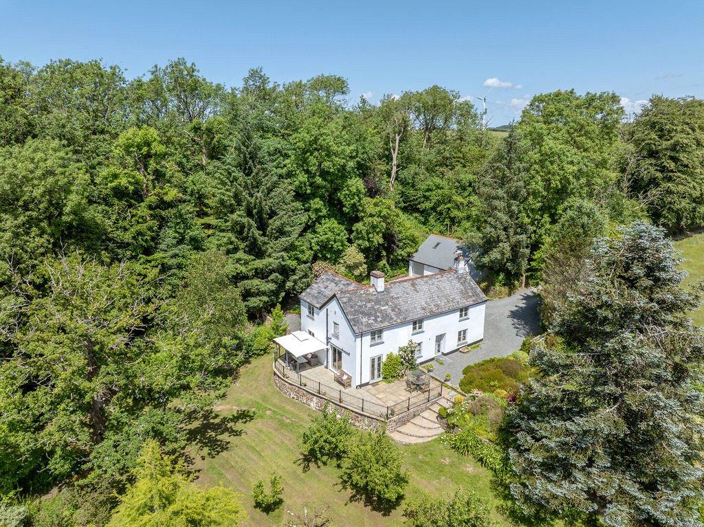 Chilsworthy, Holsworthy, Devon 4 bed detached house - £750,000