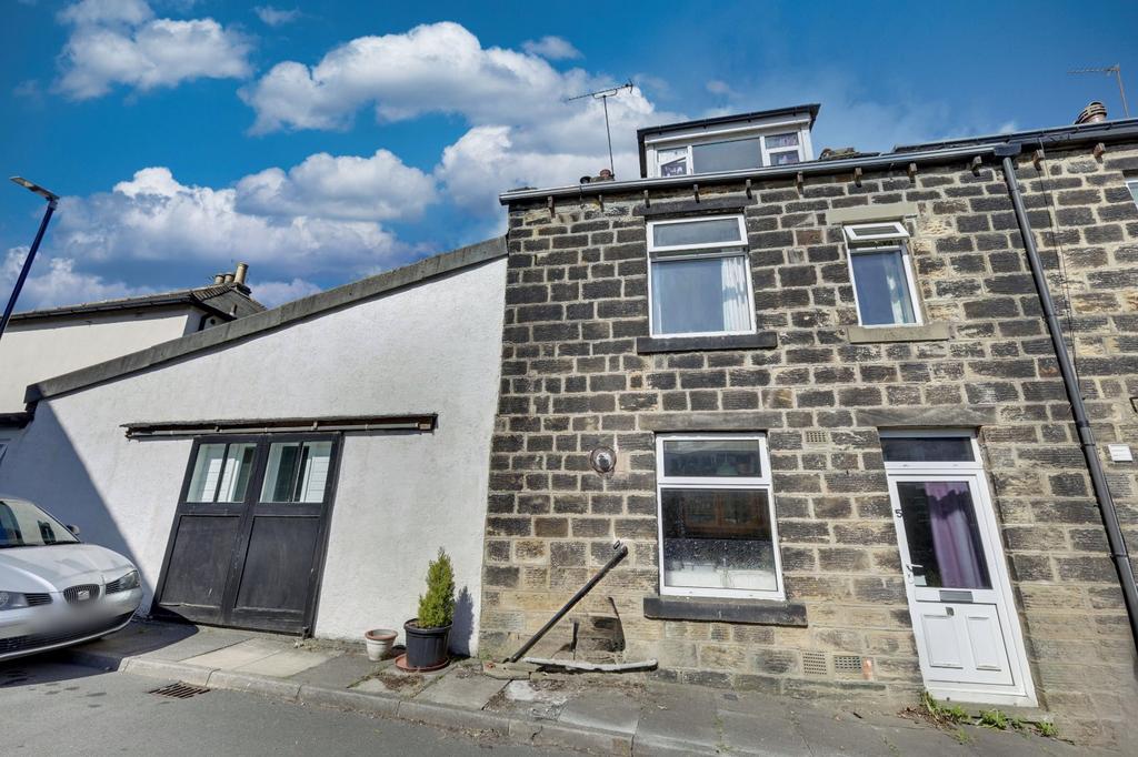 Sun Street, Yeadon, Leeds, West... 3 bed terraced house for sale - £220,000
