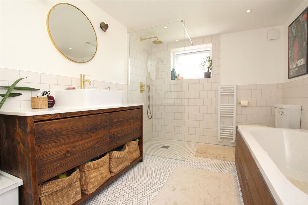Chestnut Rise, Plumstead, SE18 2 bed terraced house for sale - £475,000