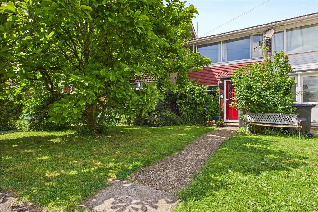 Angel Mead, Woolhampton, Reading... 2 bed terraced house for sale - £ ...