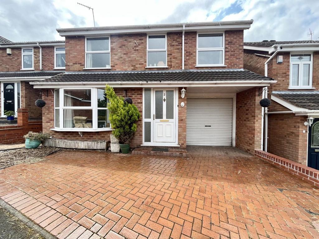 Conifer Close, Brierley Hill DY5 4 bed detached house for sale - £340,000