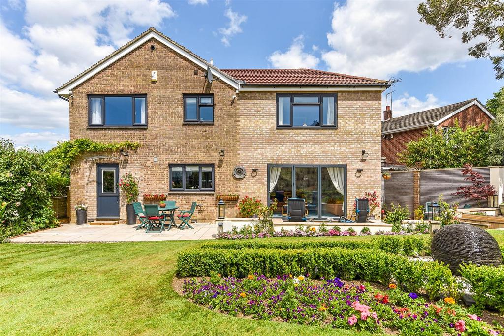 Copse Close, Purbrook 5 bed detached house - £600,000