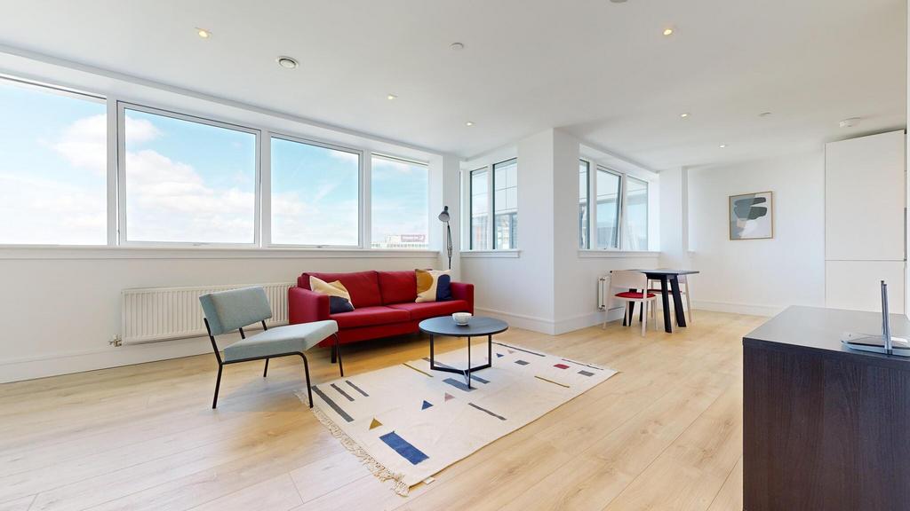 Olympic Way 1 bed flat - £2,195 pcm (£507 pw)