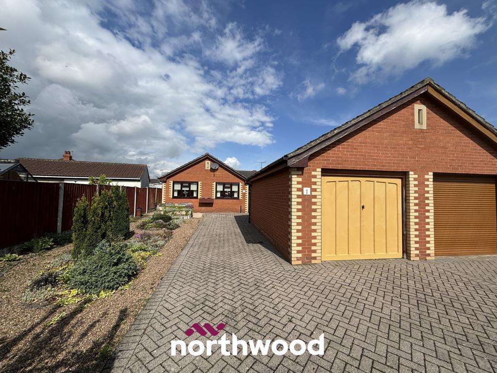 Croft Court, Doncaster DN7 3 bed bungalow for sale - £240,000