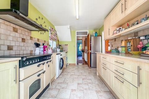 Houses for sale in Calcot | OnTheMarket