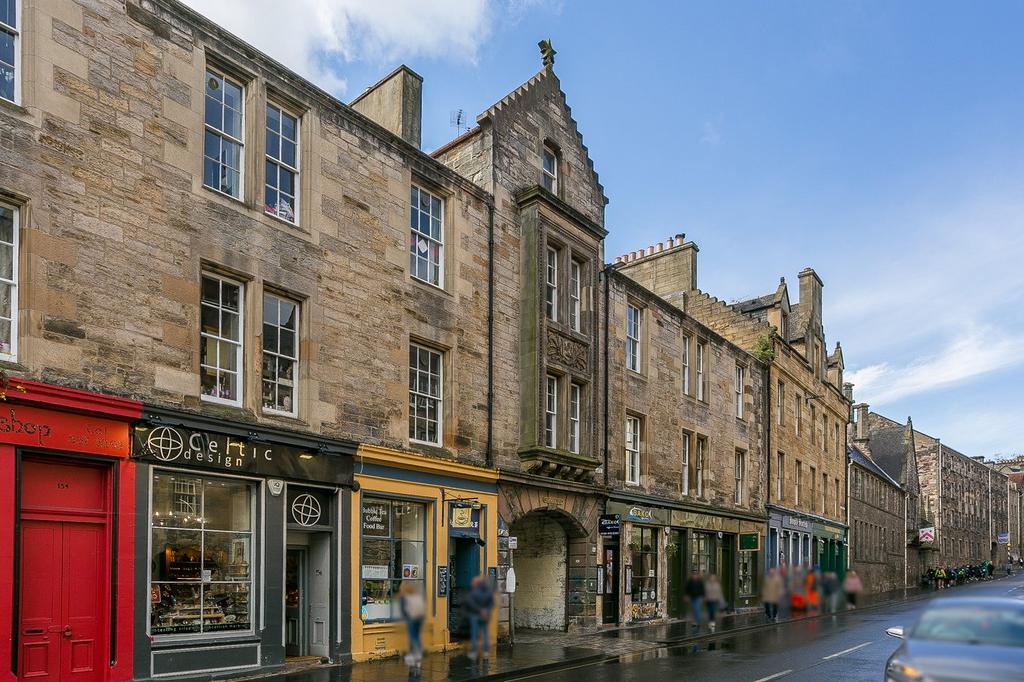 Canongate, Edinburgh, EH8 1 bed flat for sale - £220,000