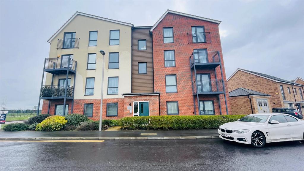 Meadow Drive, Aveley 1 bed property - £1,300 pcm (£300 pw)
