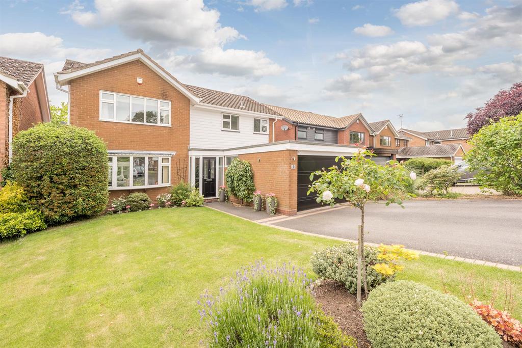 Elm Drive, Blakedown, DY10 3NF 4 bed detached house for sale - £675,000