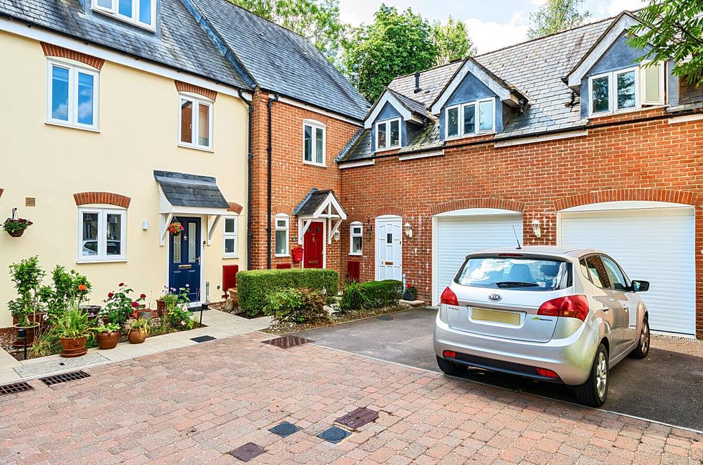 Chavy Water, Romsey, Hampshire, SO51 3 bed terraced house for sale - £ ...