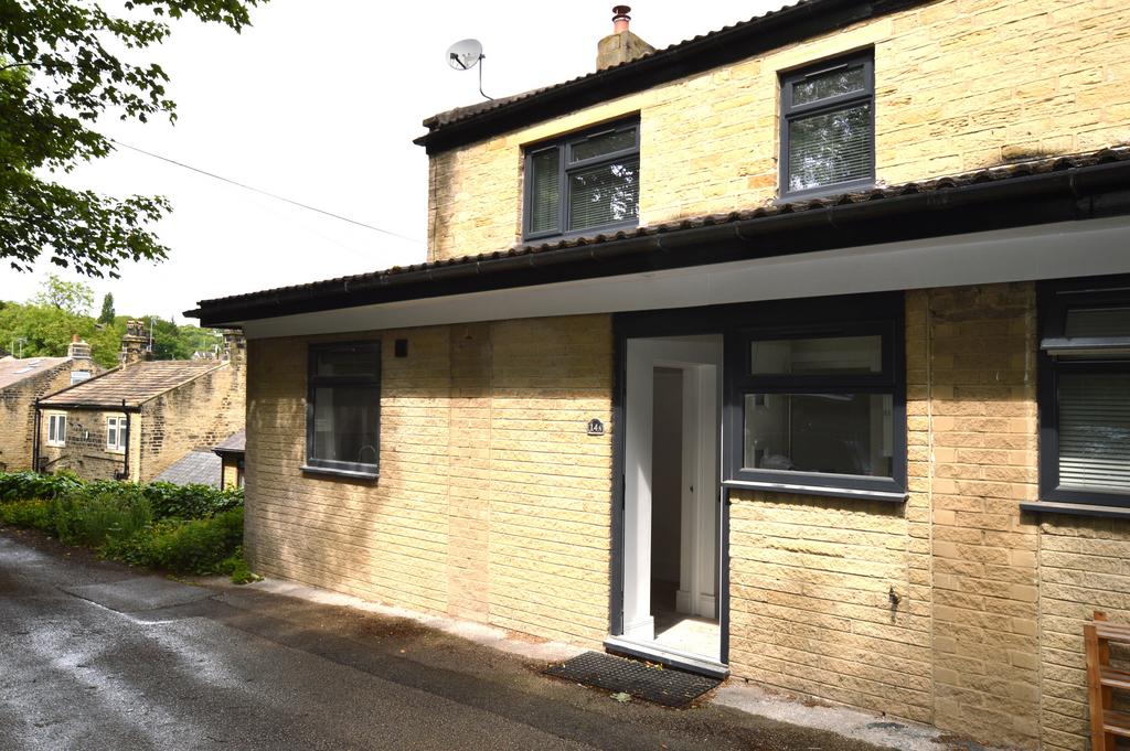 Nether Street, Farsley LS28 2 bed terraced house to rent - £1,100 pcm ...