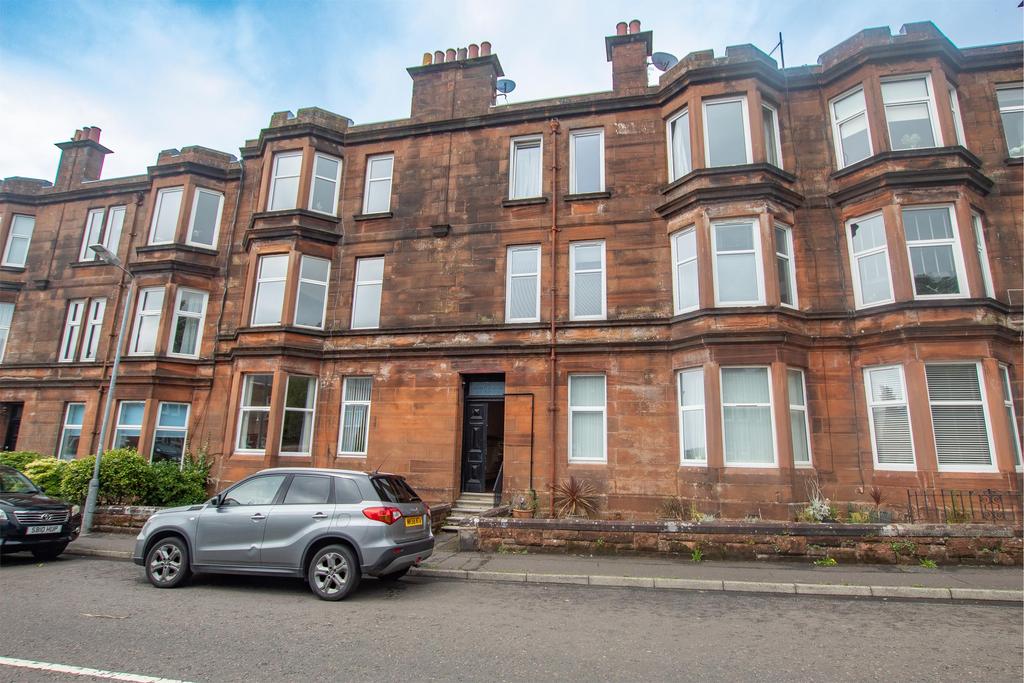 Charles Street, Largs KA30 2 bed ground floor flat - £120,000