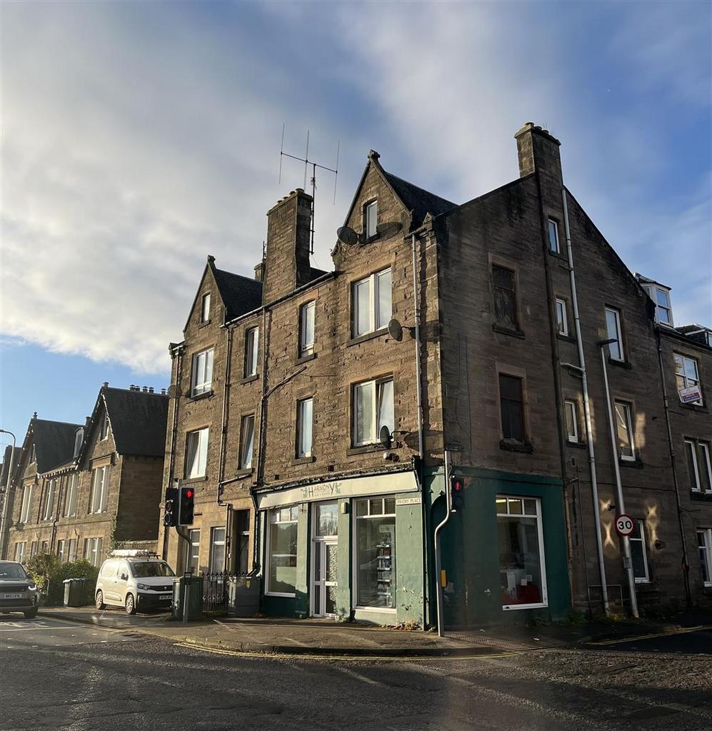 Priory Place, Perth 2 bed flat - £550 pcm (£127 pw)
