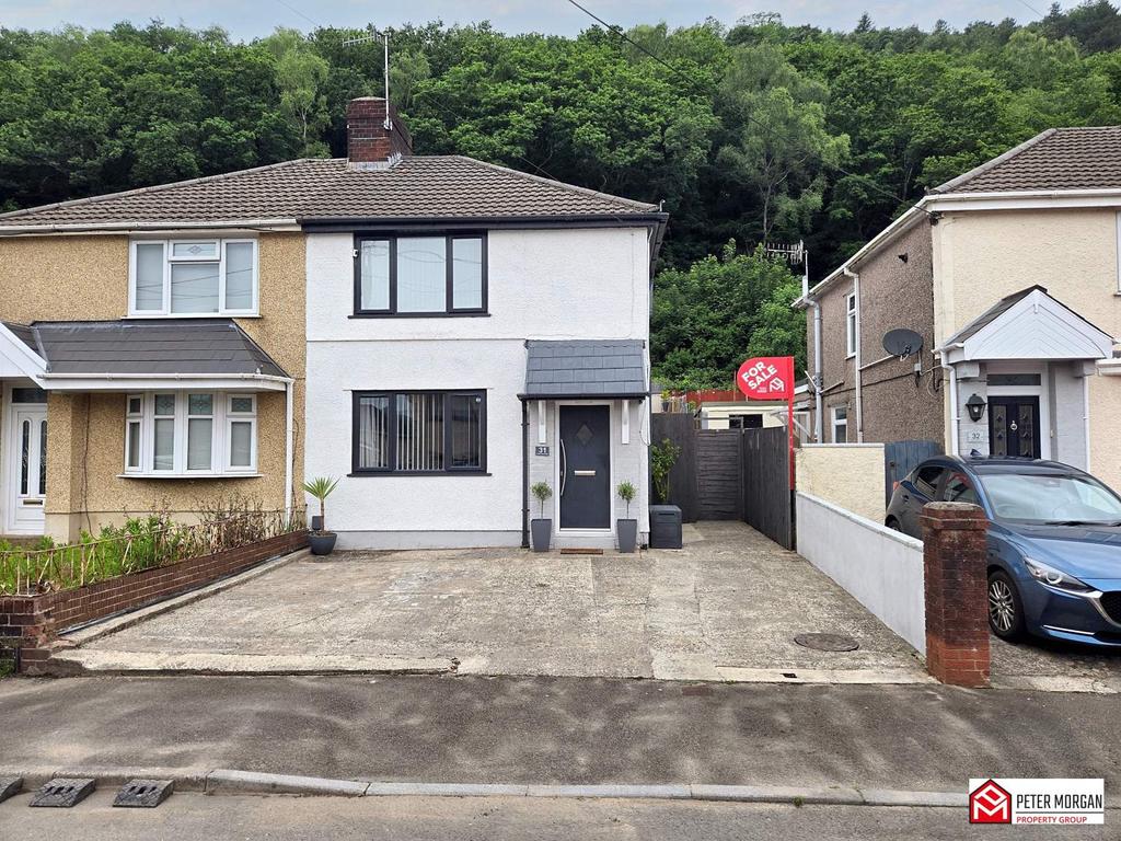 Underwood Road, Cadoxton, Neath... 3 bed semi-detached house - £240,000