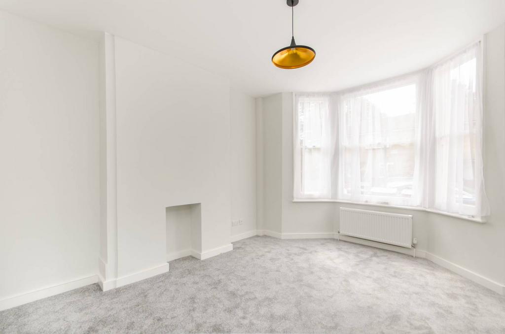 Tunley Road, NW10, Harlesden, London... 2 bed flat for sale - £350,000