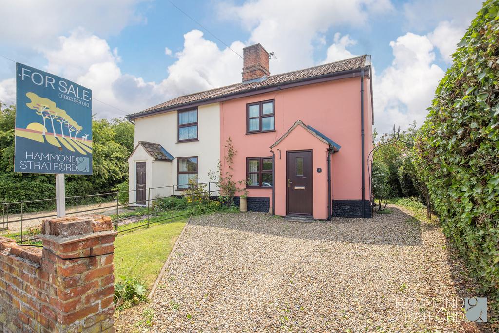 Back Lane, Hethersett 2 bed semi-detached house - £240,000