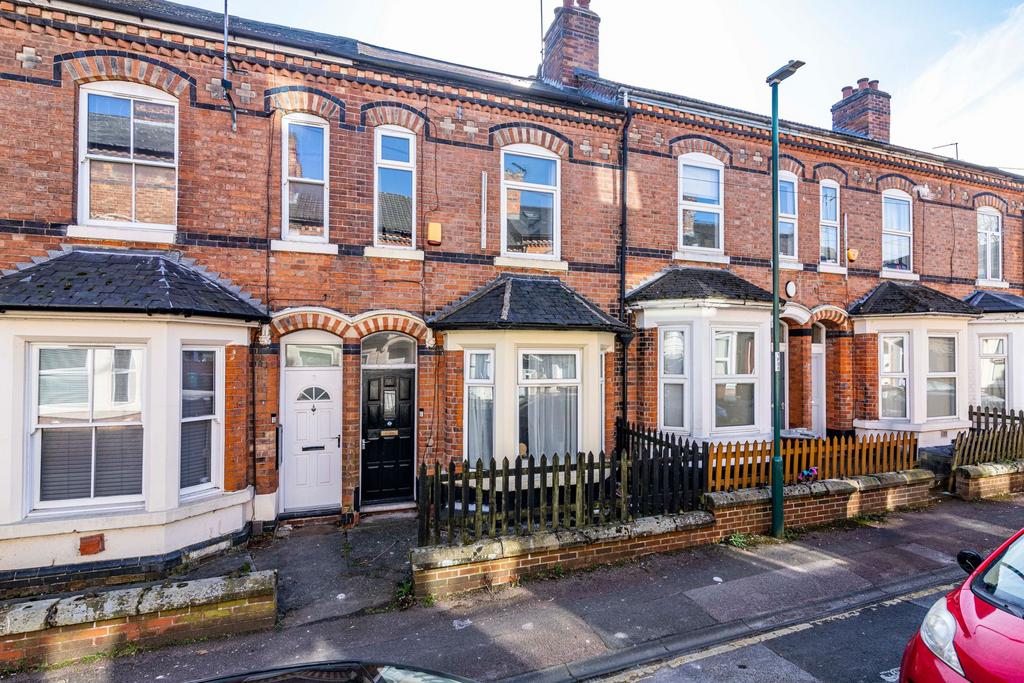 Forest Grove, Nottingham, NG1 4 bed terraced house for sale - £325,000