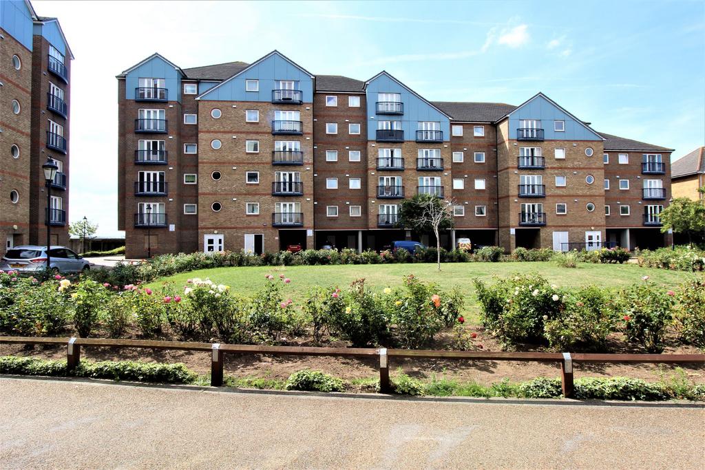 Argent Court, Argent Street, Grays 2 bed apartment - £1,450 pcm (£335 pw)