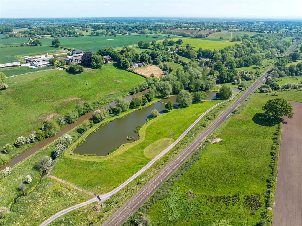 Tilstone Bank, Tilstone Fearnall... Land - £75,000