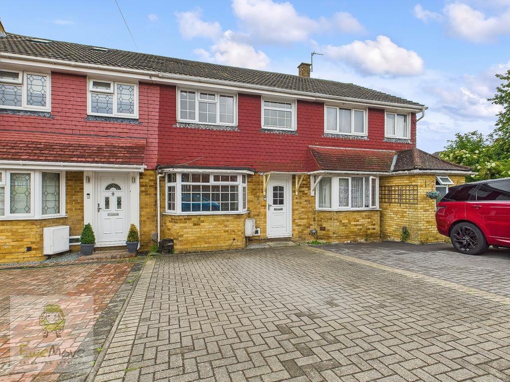 Bangor Road, Strood, Rochester, ME2 2QN 3 bed end of terrace house - £ ...