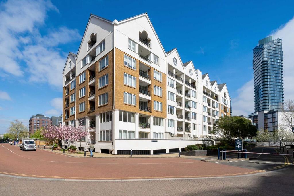 The Quadrangle, London SW10 2 bed flat for sale - £800,000