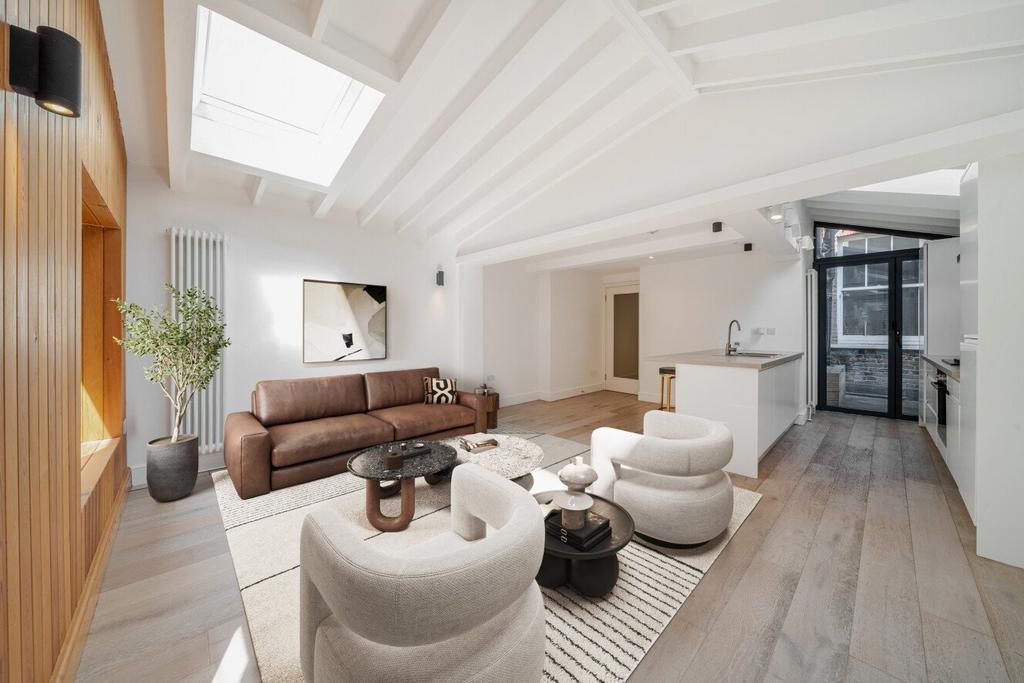 Lower Richmond Road, Putney, London... 1 bed flat - £525,000