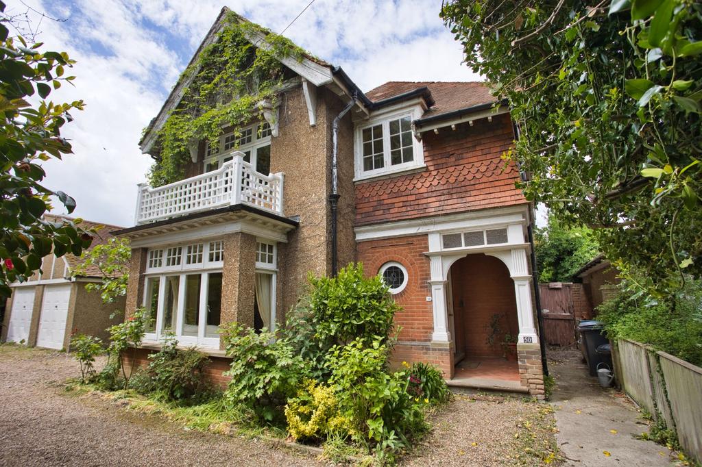 Mill Road, Deal, Kent, CT14 4 bed detached house for sale - £850,000