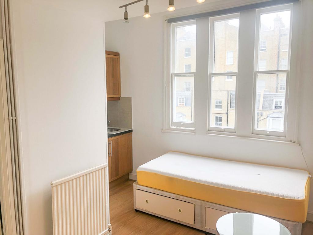 London SW7 Studio - £1,733 pcm (£400 pw)