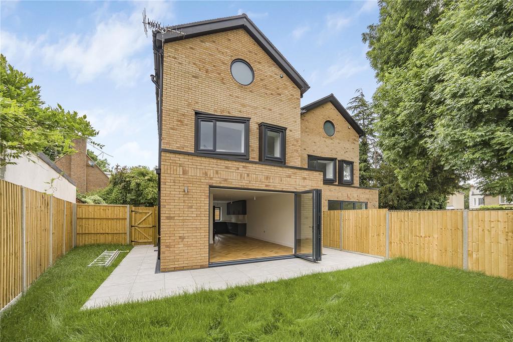 Grand Drive, Raynes Park, SW20 3 bed detached house for sale - £1,250,000