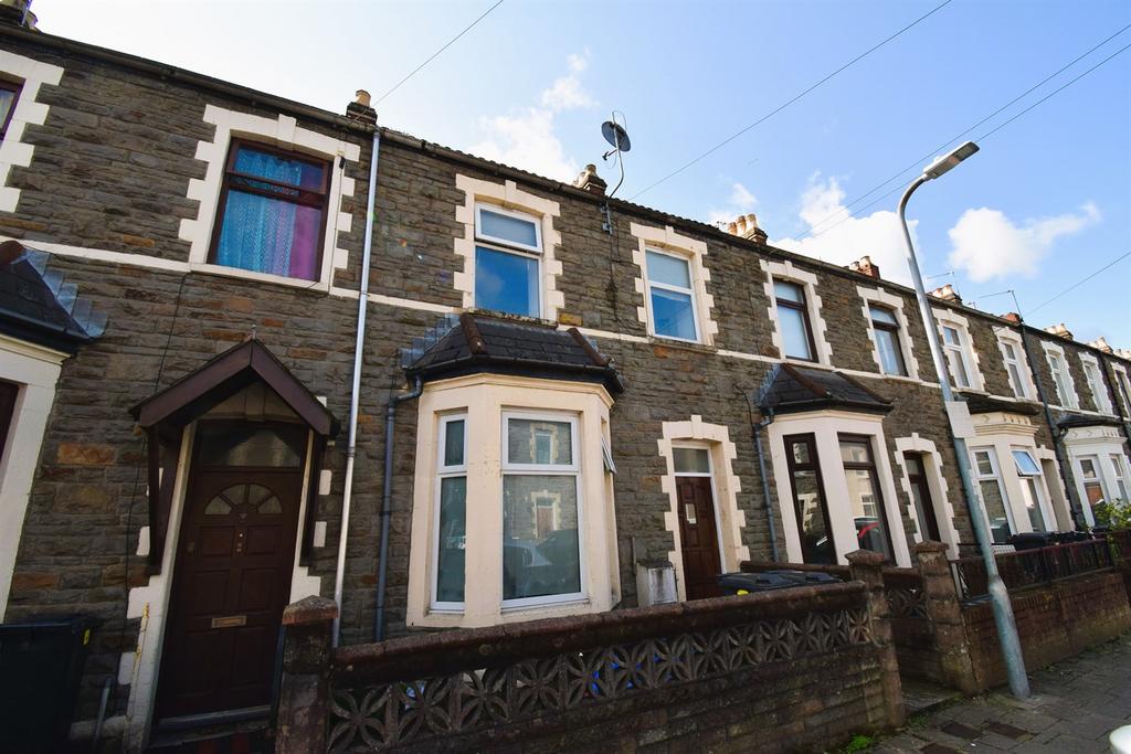 Sapphire Street, Cardiff 2 bed flat - £1,100 pcm (£254 pw)