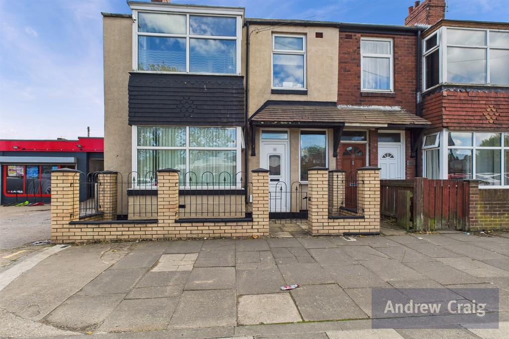 Carlisle Terrace, Southwick 5 bed end of terrace house for sale - £139,950