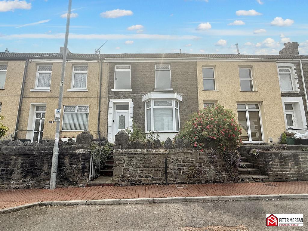 Crythan Road, Neath, Neath Port... 3 bed terraced house - £900 pcm (£ ...