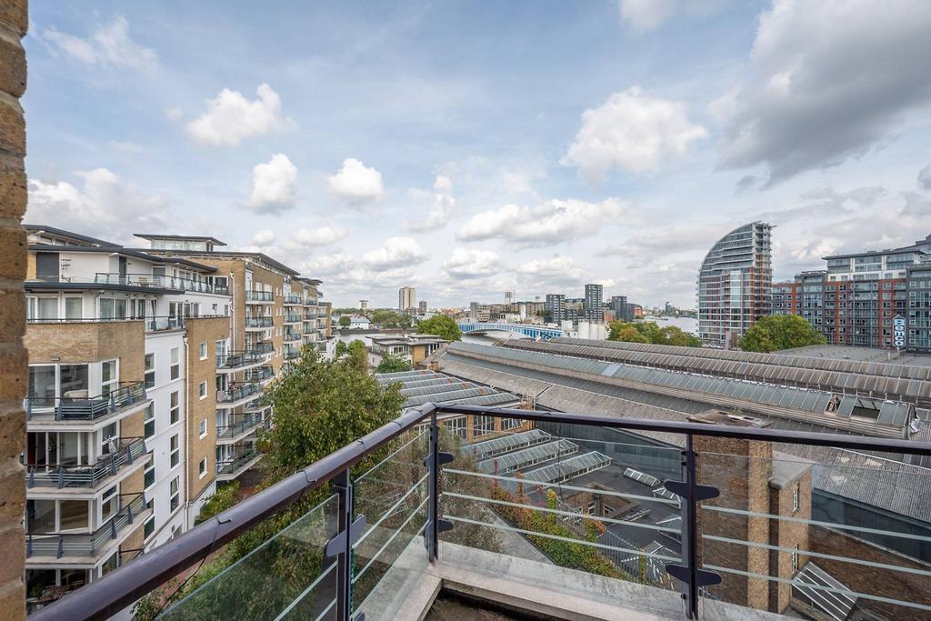 Smugglers Way, Wandsworth, London, SW18 2 bed flat to rent - £2,250 pcm ...