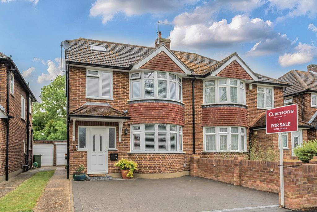 Catlin Crescent, Shepperton, TW17 4 bed semi-detached house - £650,000