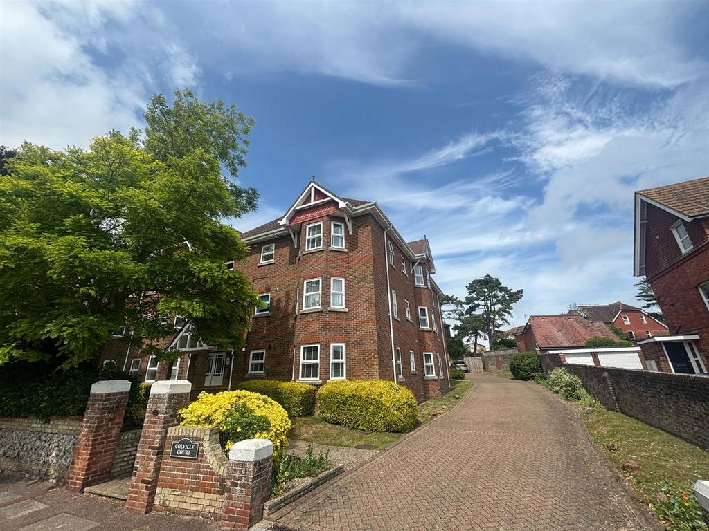 Selwyn Road, Eastbourne 2 bed flat for sale - £215,000