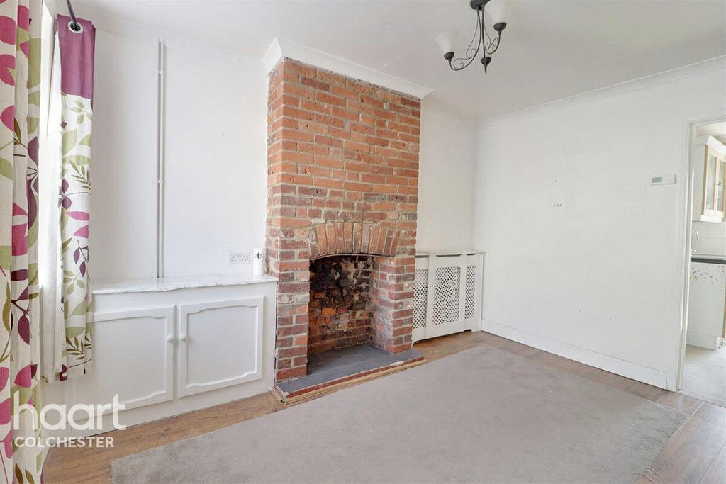 Brook Street, COLCHESTER 2 bed terraced house - £1,100 pcm (£254 pw)