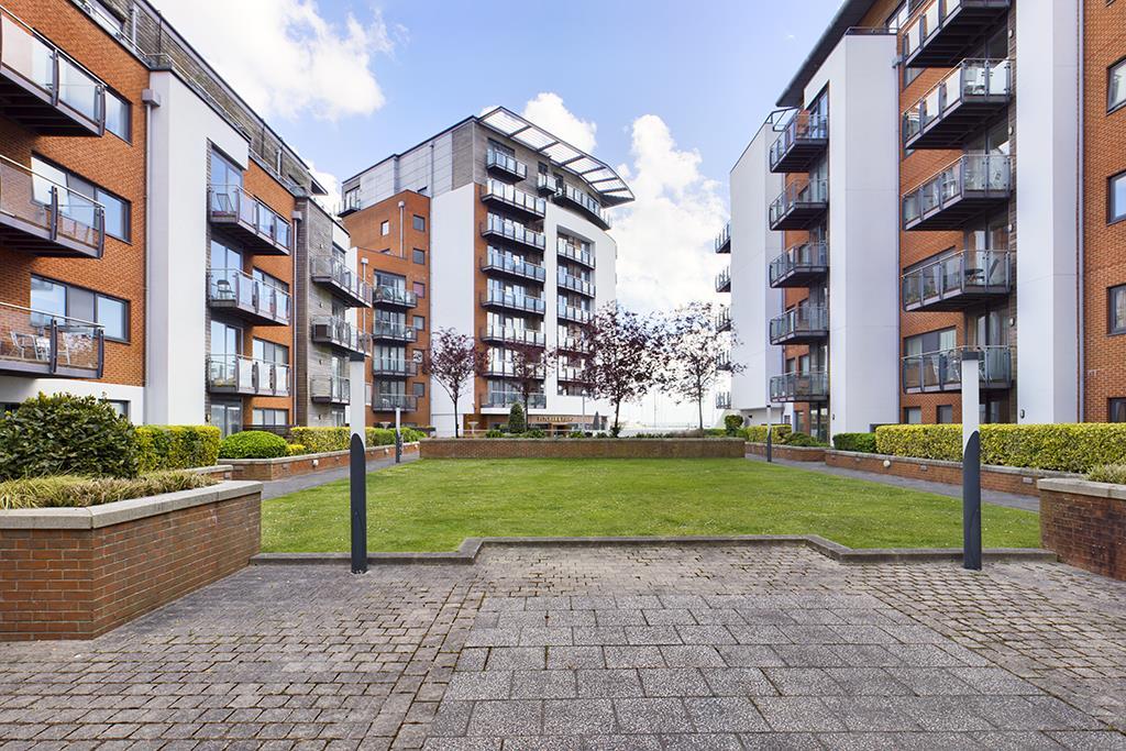 Mistral, Channel Way, Southampton 2 bed apartment - £280,000