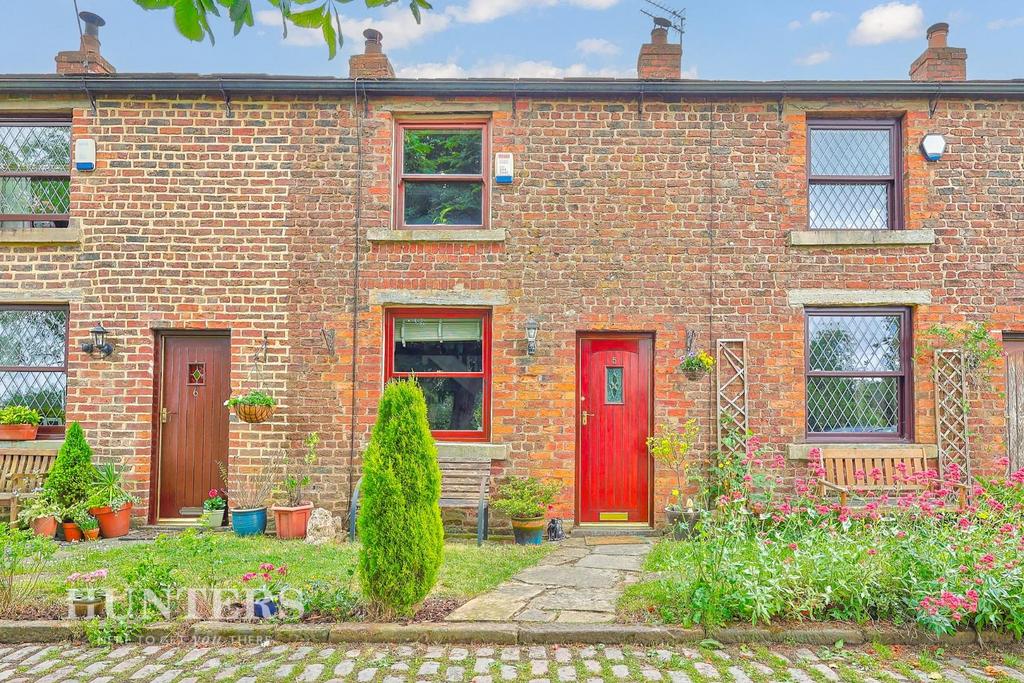 Ten Houses, Park Bridge, Oldham 2 bed cottage for sale - £190,000