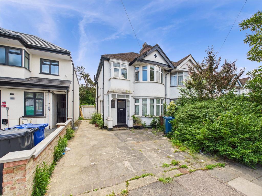 Streatfield Road, Harrow HA3 3 bed semi-detached house for sale - £600,000