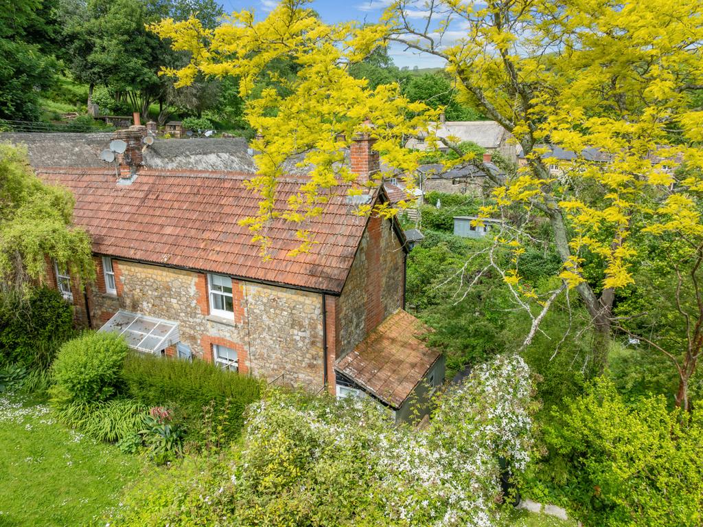 Stoke Abbott, Beaminster, Dorset 2 bed semi-detached house for sale - £ ...